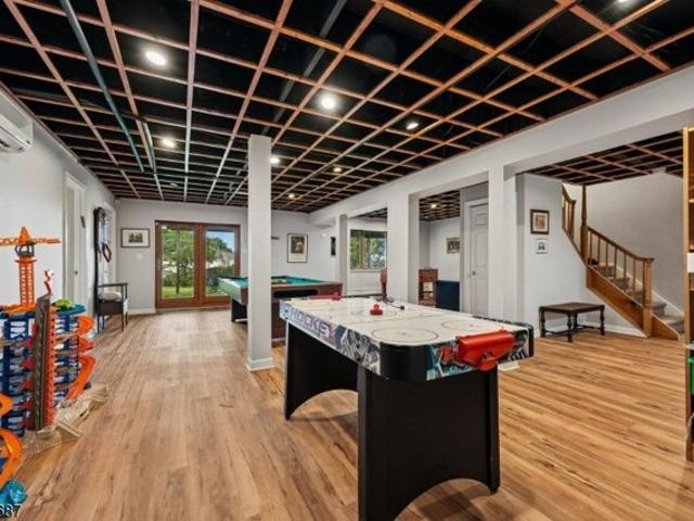 Howell Dr, West Orange, Home For Sale