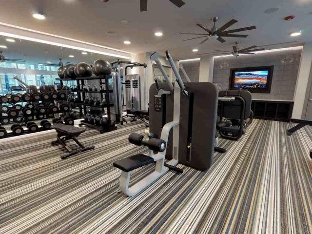 Howell Uptown 1 Bedroom Apartment for Rent at 3400 Howell St, Dallas, TX 75204 Uptown