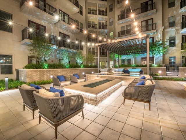 Howell Uptown 2 Bedroom Apartment for Rent at 3400 Howell St, Dallas, TX 75204 Uptown