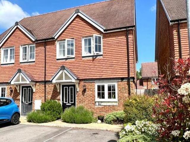 Howes Crescent, Riverdown Park, 3 Bedroom Semi detached