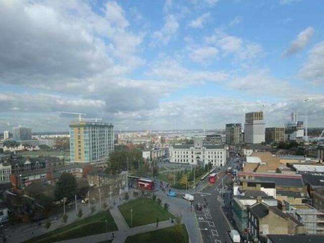 Howerd Court, Love Lane, 2 Bedroom Apartment