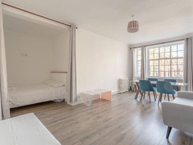 Howitt Road, London NW3 1 bed flat to rent, £2,680 pcm | PrimeLocation
