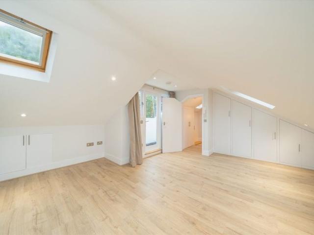 Howitt Road, NW3, London