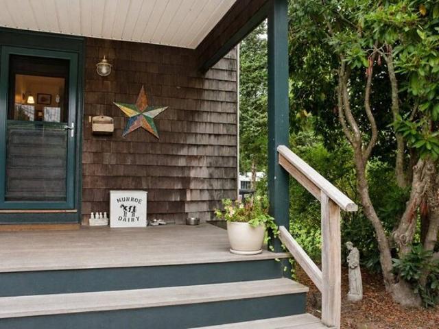 Howland Ave, Jamestown, Home For Sale