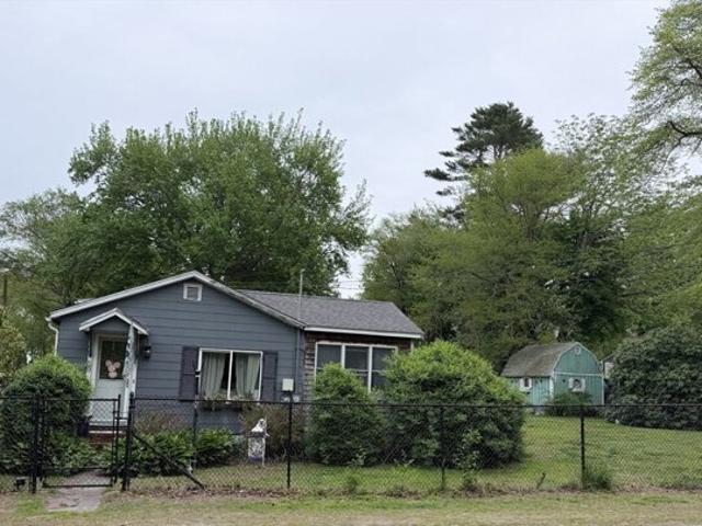 Howlands Ln, Kingston, Home For Sale
