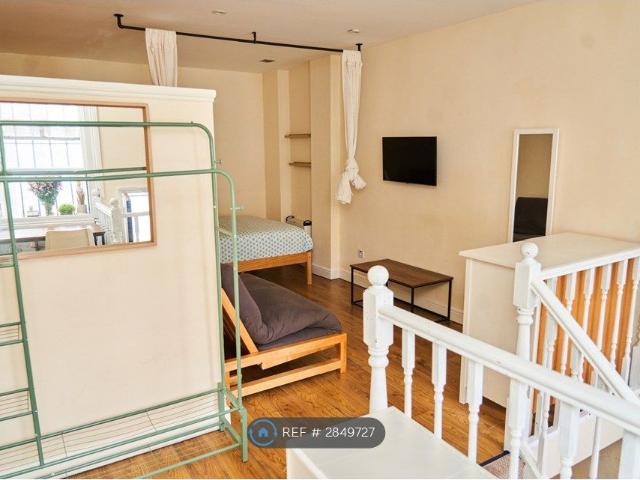 Hoxton St, London N1, 1 bed flat to rent, £1,650 pcm | PrimeLocation