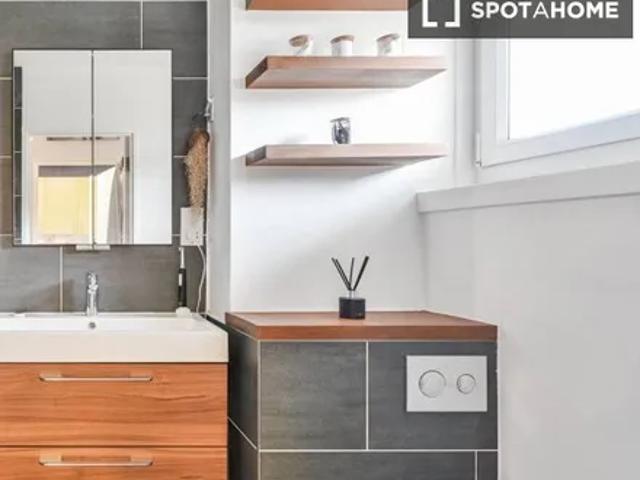Hoxton Village, 152 Hackney Road, London, E2 7QL, United Kingdom | 1 bed apartment for rent #166938665 | Rentberry