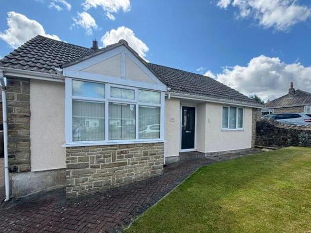 Hoylandswaine, Greenside, Sheffield, 2 Bedroom Detached