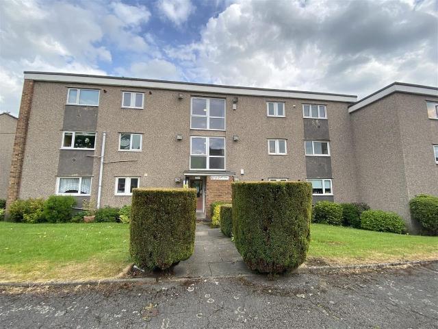 Hoyle Court Avenue BD17, 2 bed flat to rent, £725 pcm | PrimeLocation