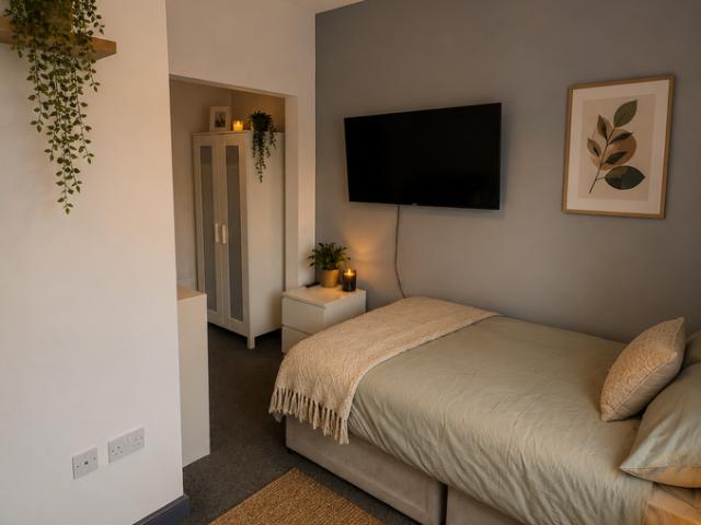 HMO Room 5, Rockingham Road DN2, Room to rent, £477 pcm | PrimeLocation