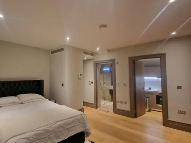 HSBC UK, 88 Baker Street, London, W1U 6TQ, United Kingdom | 1 bed apartment for rent #166100370 | Rentberry