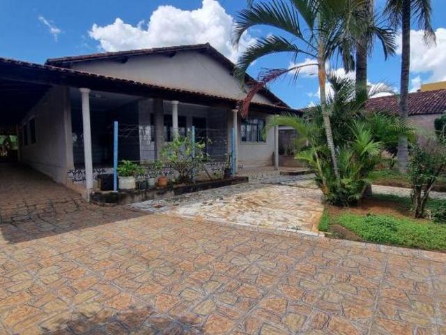 HP Vende: Casa com Laje 3 Quartos 1 Suíte em Lote de 950m² no Setor de Mansões em Sobradinho