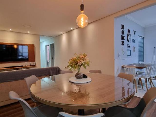 HP Vende: Casa Escriturada com Laje 3 Quartos 1 Suíte Condomínio Fechado em Sobradinho