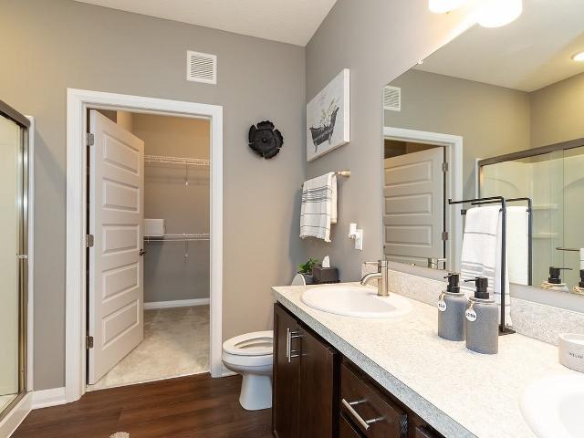 HQ Flats 2 Bedroom Apartment for Rent at 6249 Walton Breck Way, Columbus, OH 43081 West Albany