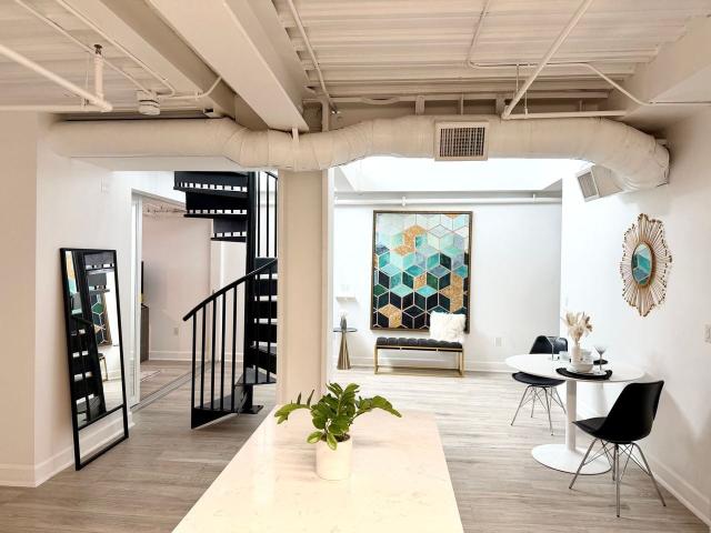 HWH Luxury Living 2 Bedroom Apartment for Rent at 125 W 4th St, Los Angeles, CA 90013 Downtown Los Angeles