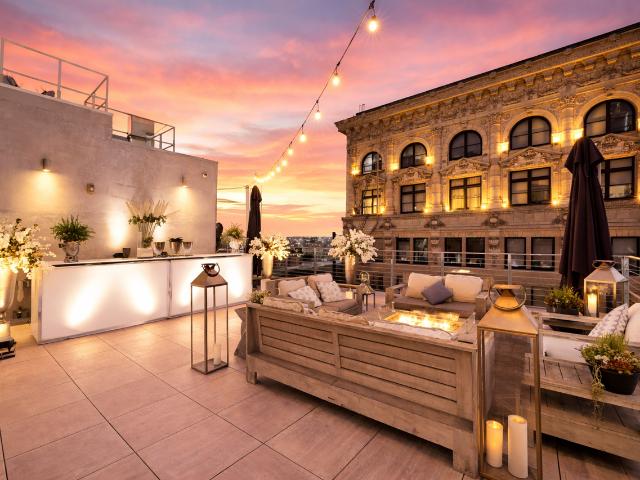 HWH Luxury Living 3 Bedroom Apartment for Rent at 125 W 4th St, Los Angeles, CA 90013 Downtown Los Angeles