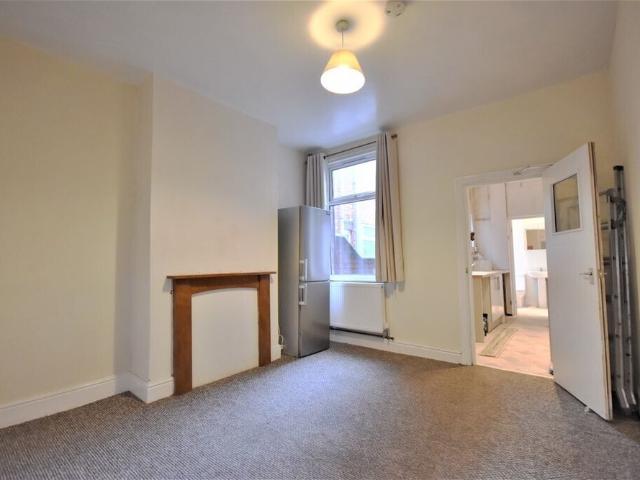 Humber Avenue, Coventry, CV1 2AT