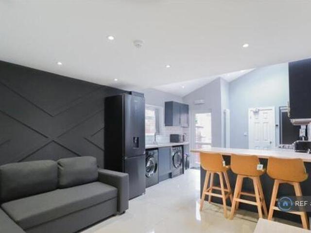 Humber Avenue, Coventry, 5 Bedroom End