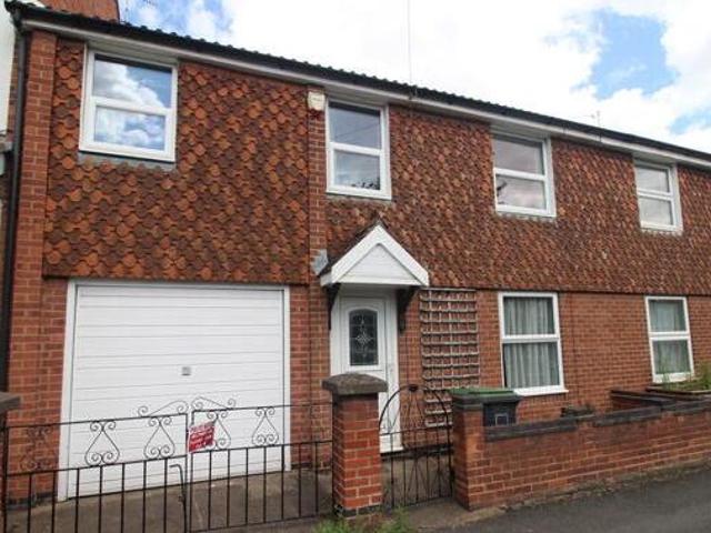Humber Road, Beeston, 4 Bedroom Terraced