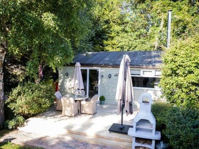 Humberston Fitties, Anthonys Bank Road, Humberston, 1 Bedroom Chalet
