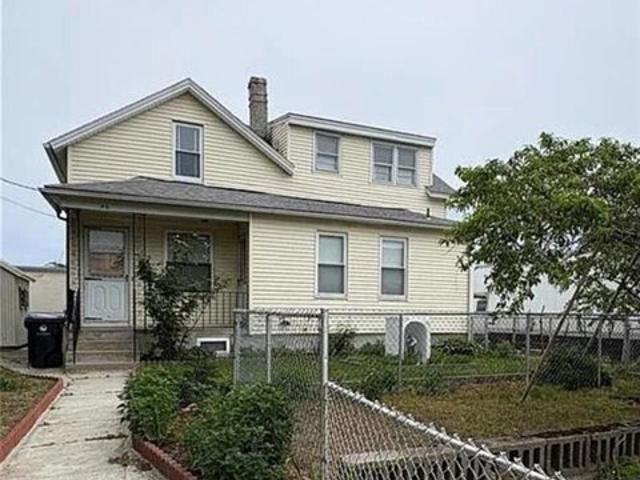 Humboldt Ave, Pawtucket, Home For Sale