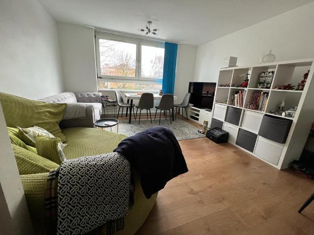 Hume House, Queensdale Crescent, London 2 bed house to rent £2,250 pcm £519 pw