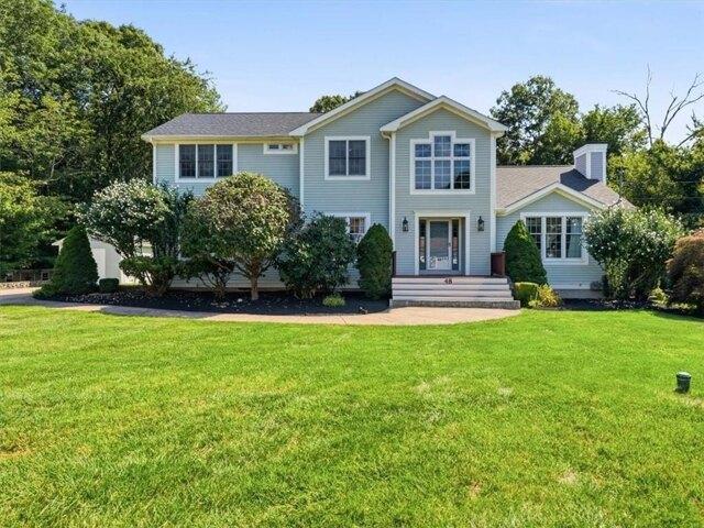 Hummingbird Ln, Swansea, Home For Sale