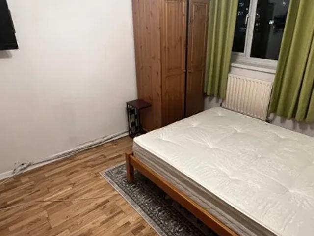 Humphry House, Whitnell Way, London, SW15 6DG, United Kingdom | Room for rent #128153387 | Rentberry