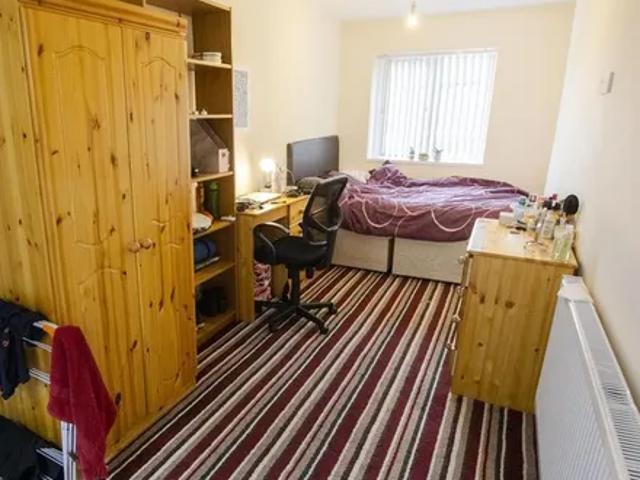 Humphrey Middlemore Drive, Metchley, B17 0JN, United Kingdom | 4 bed house for rent #134298977 | Rentberry