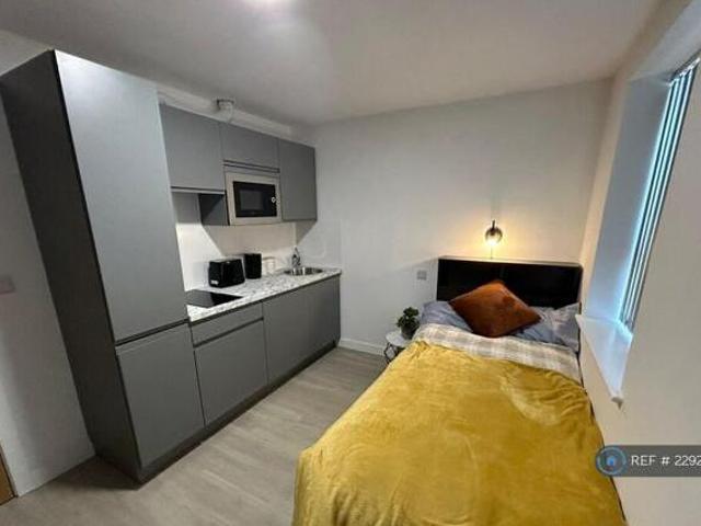 Humphrey Road, Manchester, Studio Flat For