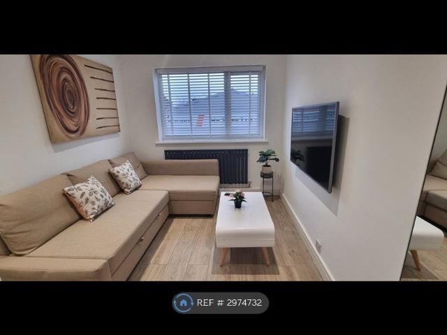 Humphris Street, Warwick CV34, 1 bed flat to rent, £1,000 pcm | PrimeLocation