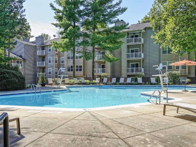 Hunt Club 2 Bedroom Apartment for Rent at 404 Christopher Ave, Gaithersburg, MD 20879