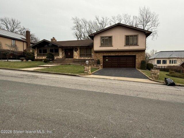 Hunt Ln, Staten Island, Home For Sale