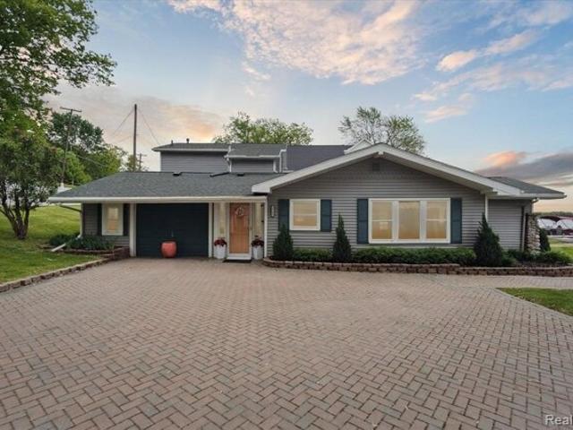 Hunt Rd, Elba Township, Home For Sale
