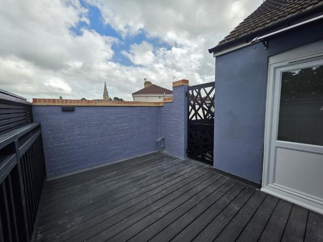 Hunt Street, SWINDON, SN1 2 bed apartment to rent £1,150 pcm £265 pw