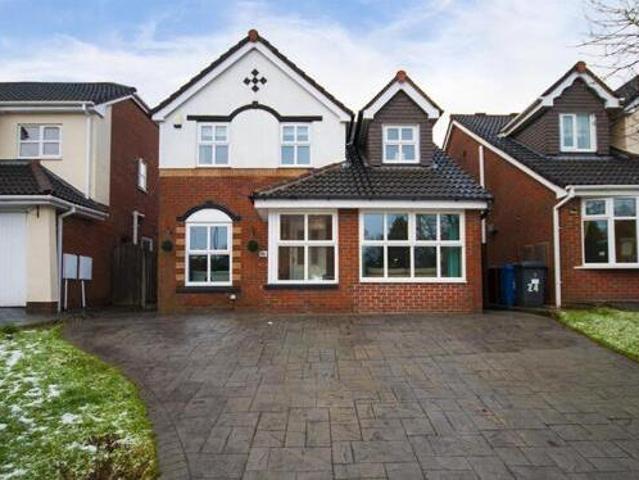 Hunter Drive, Radcliffe, 3 Bedroom House