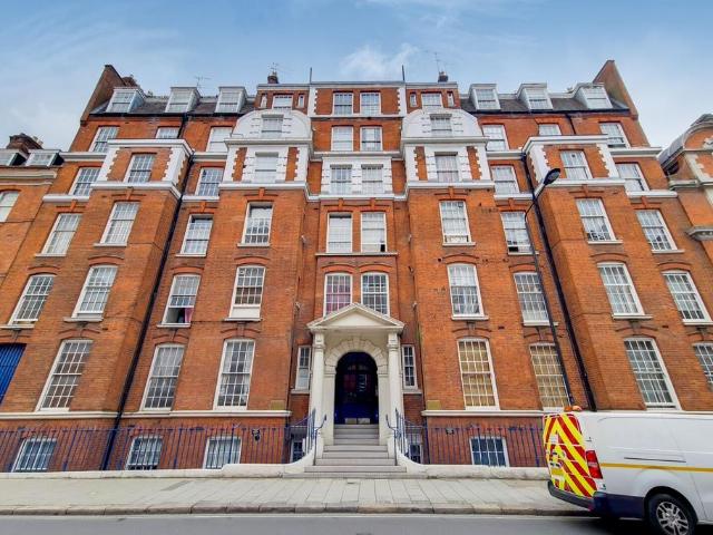 Hunter Street, Bloomsbury, London, WC1N 1 bed flat to rent £2,275 pcm £525 pw