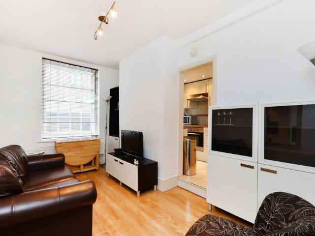 Hunter Street, Bloomsbury, London, WC1N 1 bed flat to rent £2,275 pcm £525 pw
