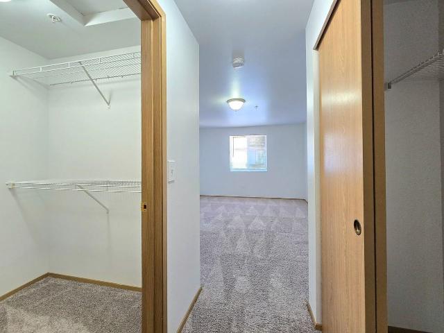 Hunter Place Apartments 2 Bedroom Apartment for Rent at 11811 State Ave, Marysville, WA 98271 Marshall