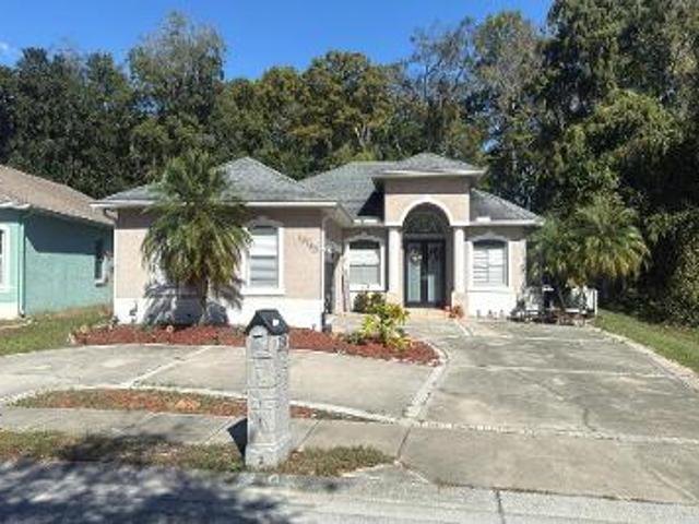 Hunters Lake Dr
