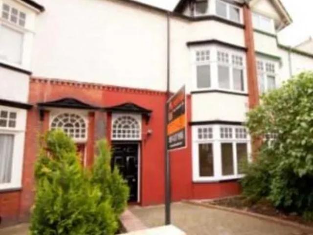 Hunters Lane, Liverpool, L15 8HL, United Kingdom | 6 bed house for rent #134169448 | Rentberry