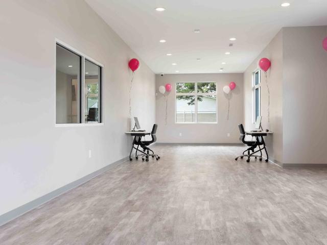 Hunters Pointe 1 Bedroom Apartment for Rent at 1841 Prospect Dr, Charlotte, NC 28213 Hidden Valley