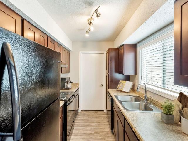 Hunters Pointe 2 Bedroom Apartment for Rent at 1841 Prospect Dr, Charlotte, NC 28213 Hidden Valley