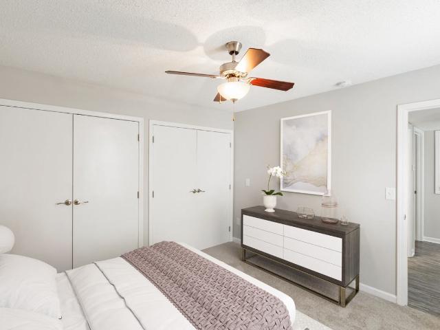 Hunters Pointe 2 Bedroom Apartment for Rent at 1841 Prospect Dr, Charlotte, NC 28213 Hidden Valley