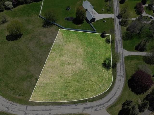 Hunters Rd Unit 39, Hortonville, WI 54944