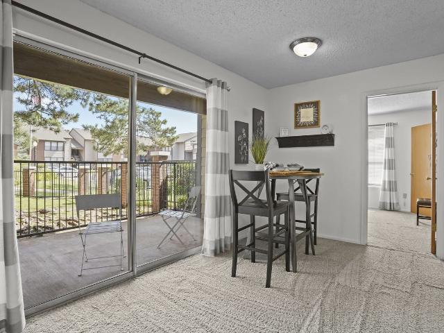 Hunter's Ridge Apts. 1 Bedroom Apartment for Rent at 9211 N Council Rd, Oklahoma City, OK 73132 Northridge