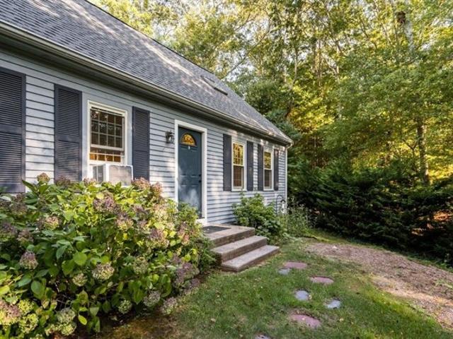 Hunters Trl, Sandwich, Home For Sale