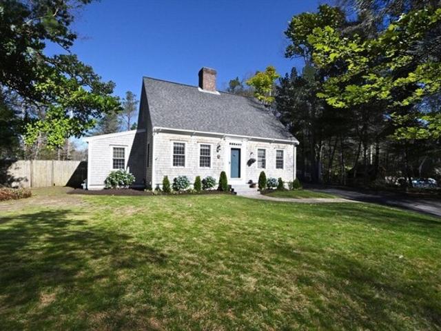 Hunters Trl, Sandwich, Home For Sale