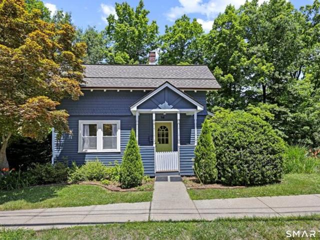 Hunting Hill Ave, Middletown, Home For Sale