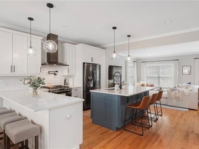 Hunting Hill Dr, Cumberland, Home For Sale